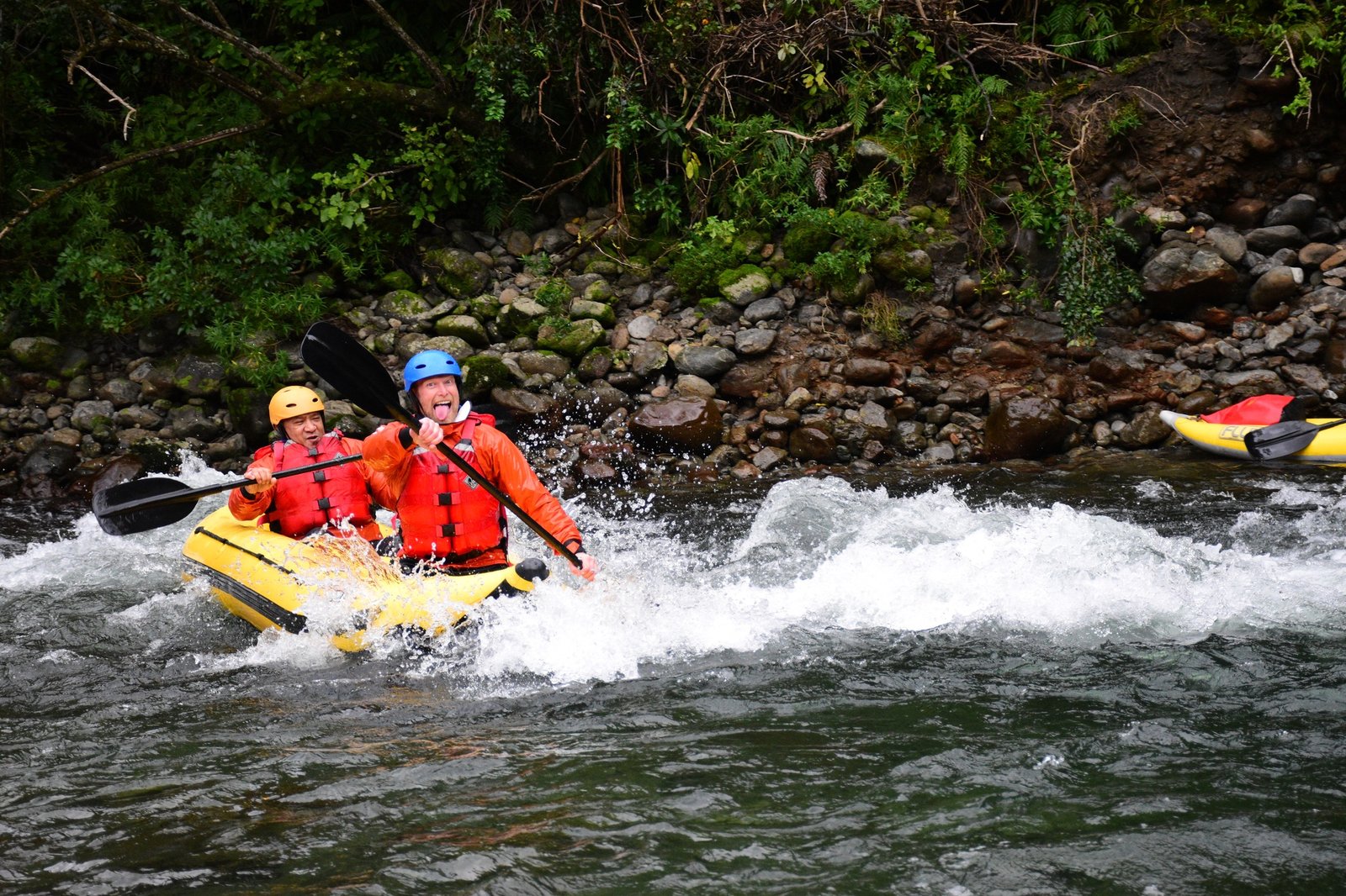 Rafting Trips Hutt River & Wairarapa - NZ Online Travel