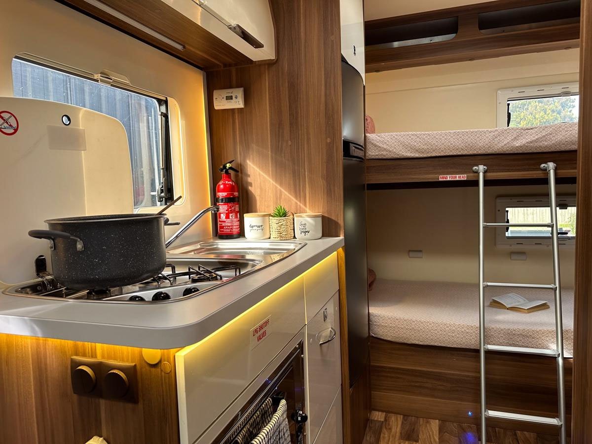 Camper4Hire Motorhome Rentals, Auckland - NZ Online Travel