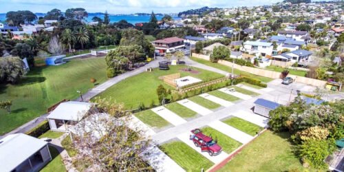 Red Beach TOP 10 Holiday Park | Beachfront Stays - NZ Online Travel